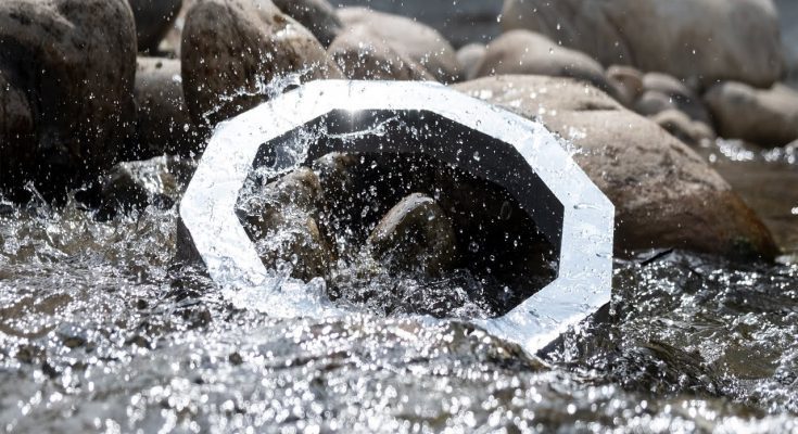 Hybrid Minds & Lily Denning - Stay - Folded Waffle